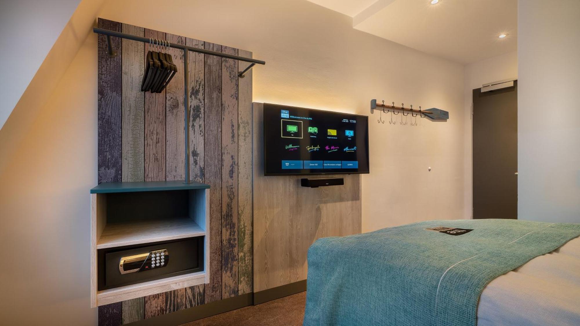 - The Niu, Rig By Ihg